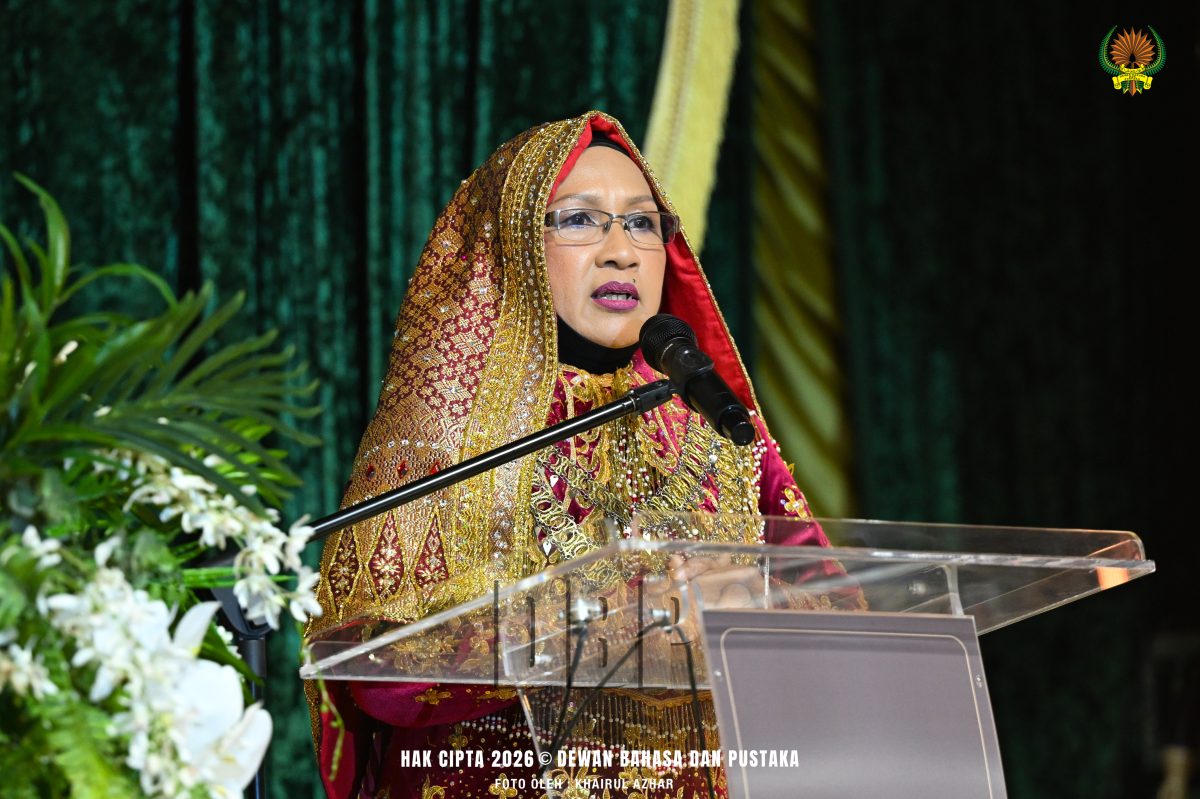 YB Senator Datuk Seri Dr. Awang Sariyan Usul Anugerah Tokoh Perfileman ...