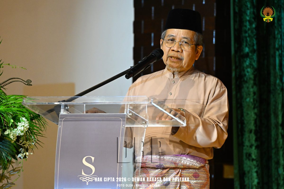 YB Senator Datuk Seri Dr. Awang Sariyan Usul Anugerah Tokoh Perfileman ...